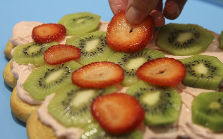 Food Art: Fruit Tree with Kix Garland · Kix Cereal