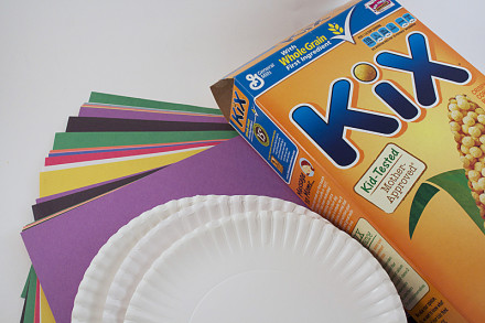 Paper Plate Alphabet Matching Game · Kix Cereal