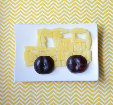Food Art: A School Bus Snack · Kix Cereal